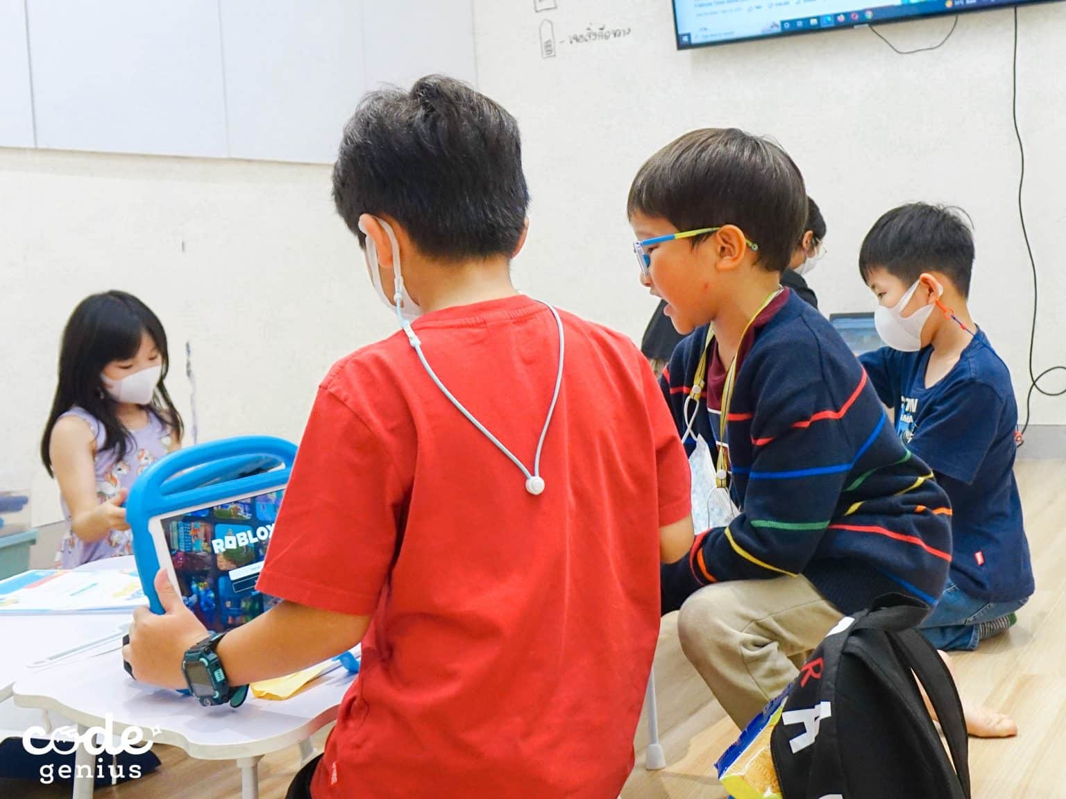 Innovator Camp คอร์สปิดเทอมสำหรับเด็กชอบ Code - Code Genius