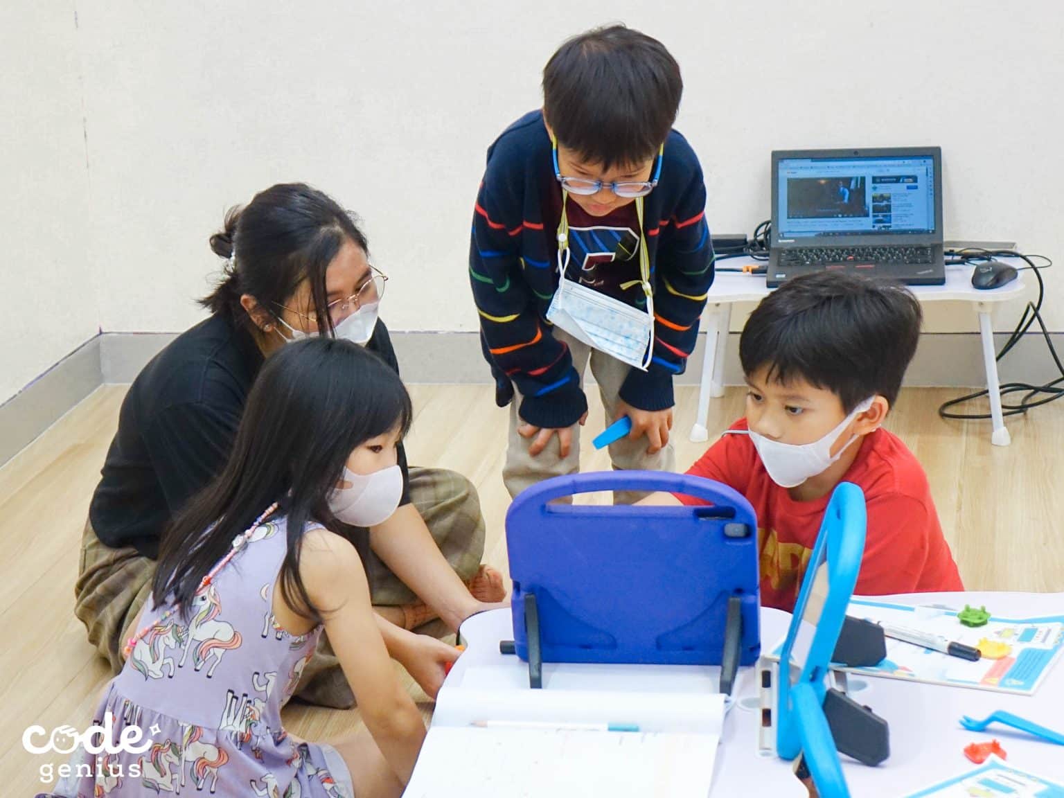 Innovator Camp คอร์สปิดเทอมสำหรับเด็กชอบ Code - Code Genius