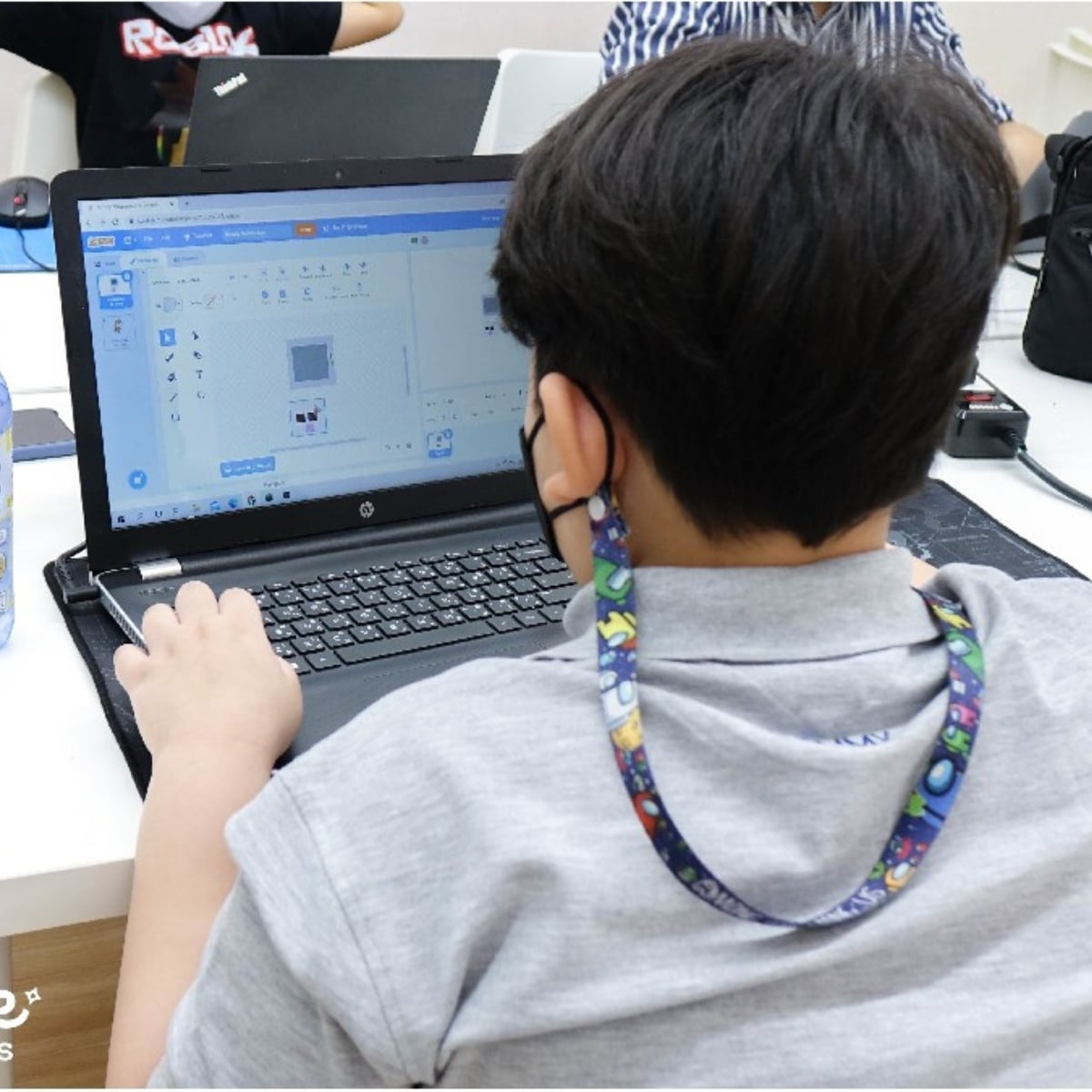 Innovator Camp คอร์สปิดเทอมสำหรับเด็กชอบ Code - Code Genius